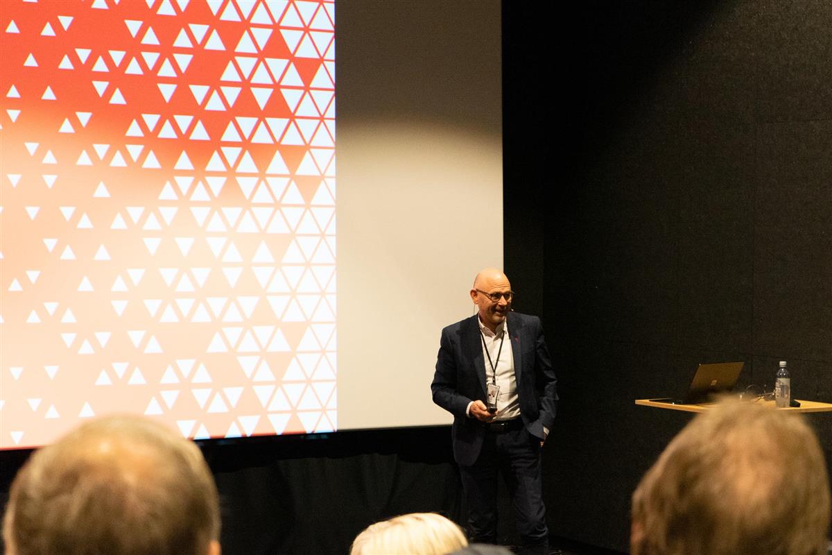 Satsar på skule, idrett, eldre og miljø - Hovedportal